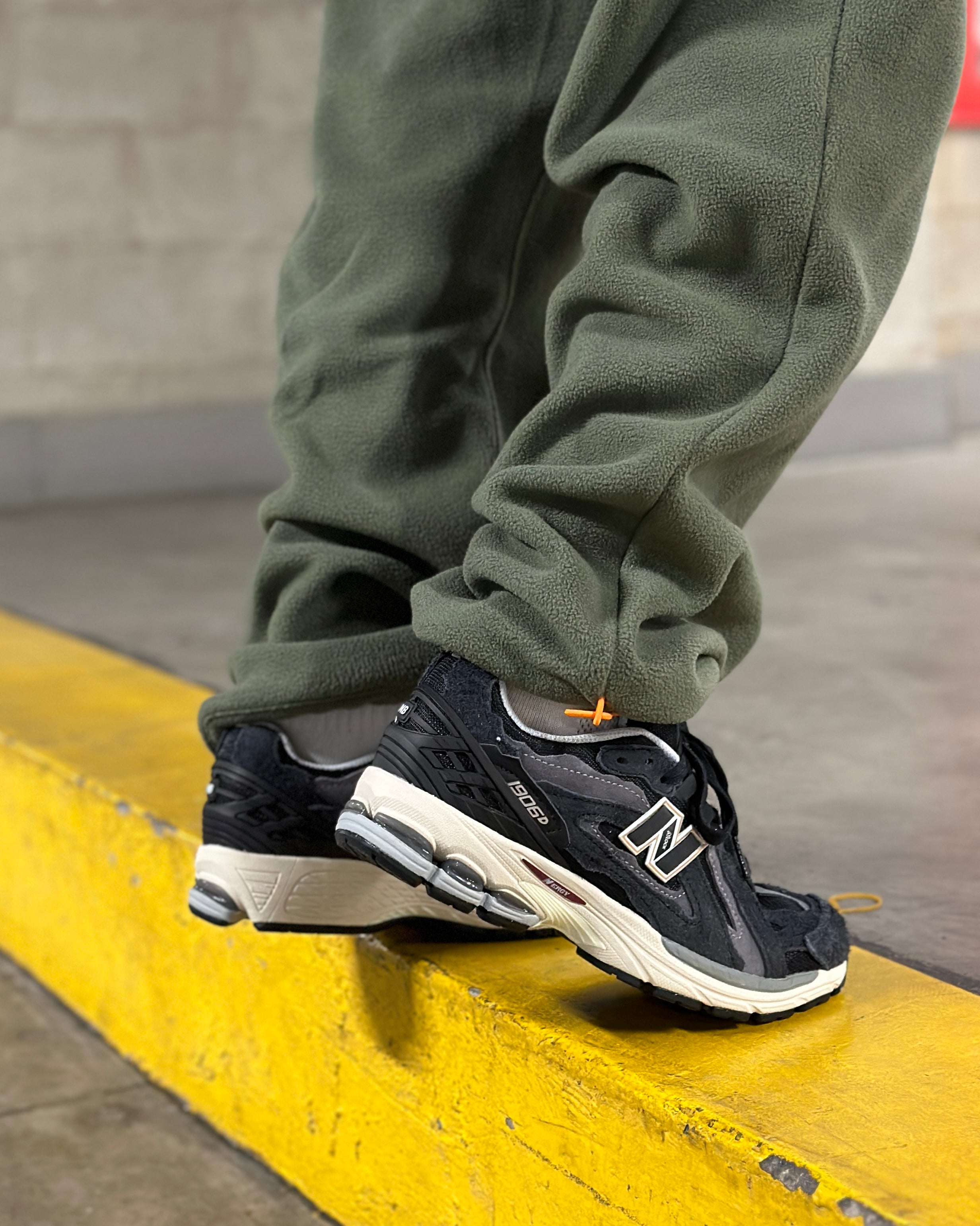 NEW BALANCE – LOCKERSTREET