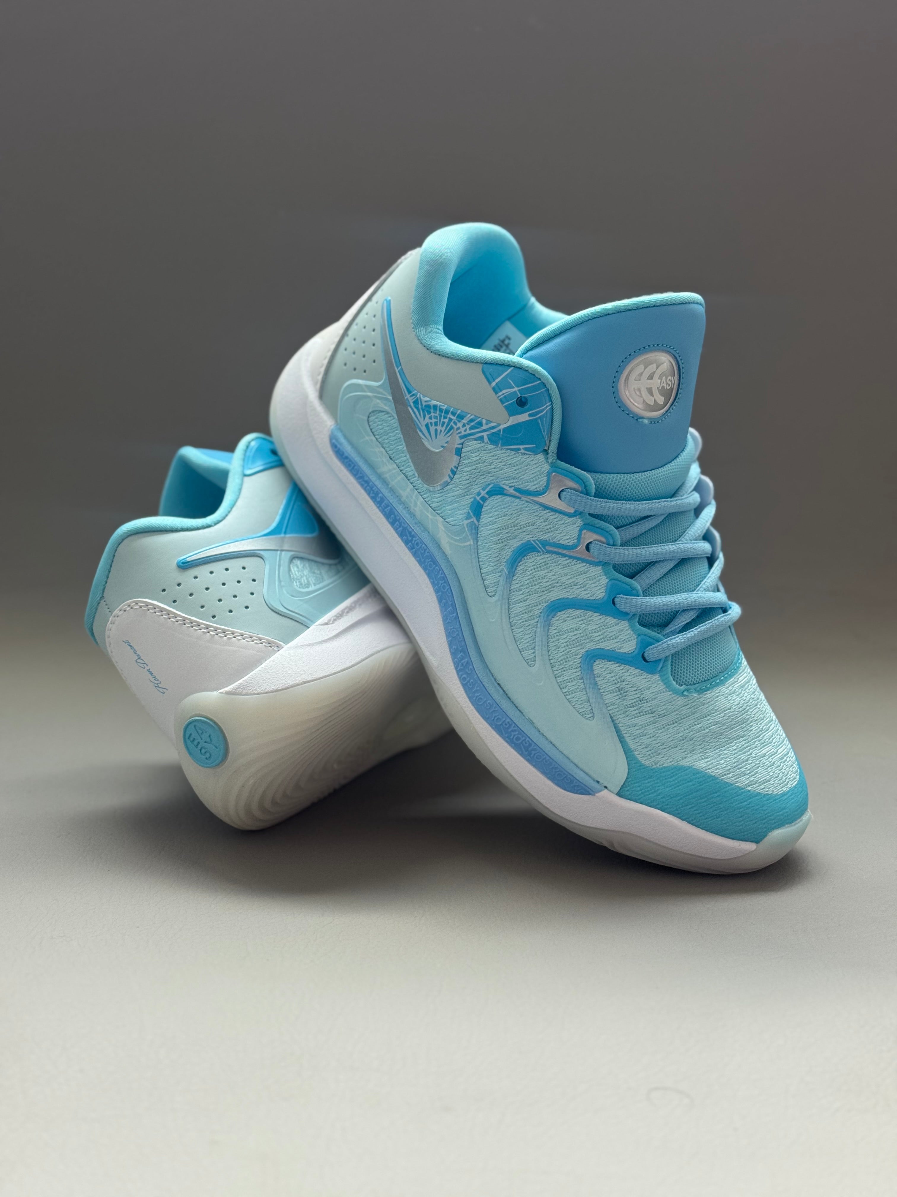 Nike KD17 Christmas Pack – LOCKERSTREET